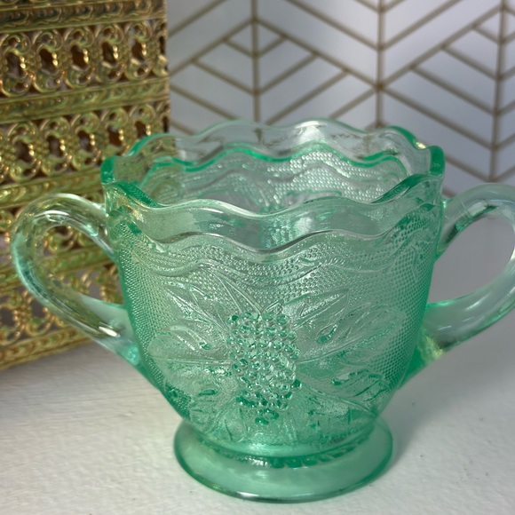Kitchen | Vintage Green Stippled Grape Leaf Open Sugar Dish | Poshmark
